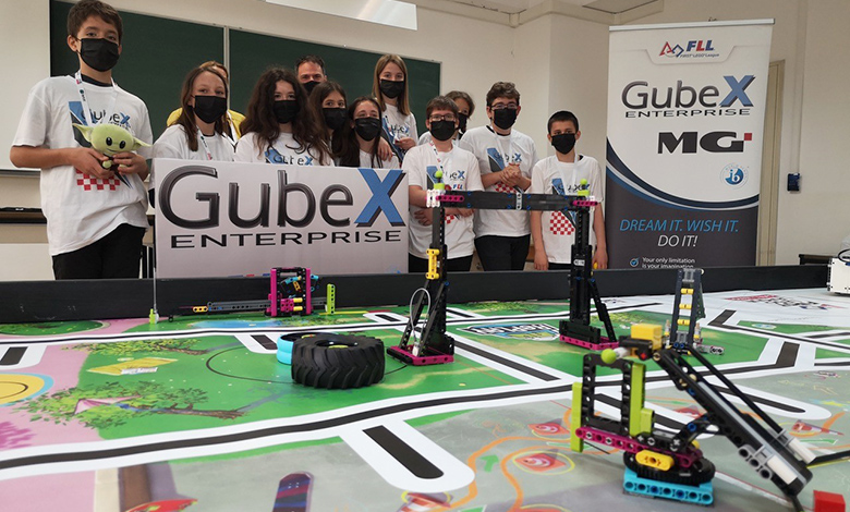 Najbolji LEGO roboti na FER-u - Akademski